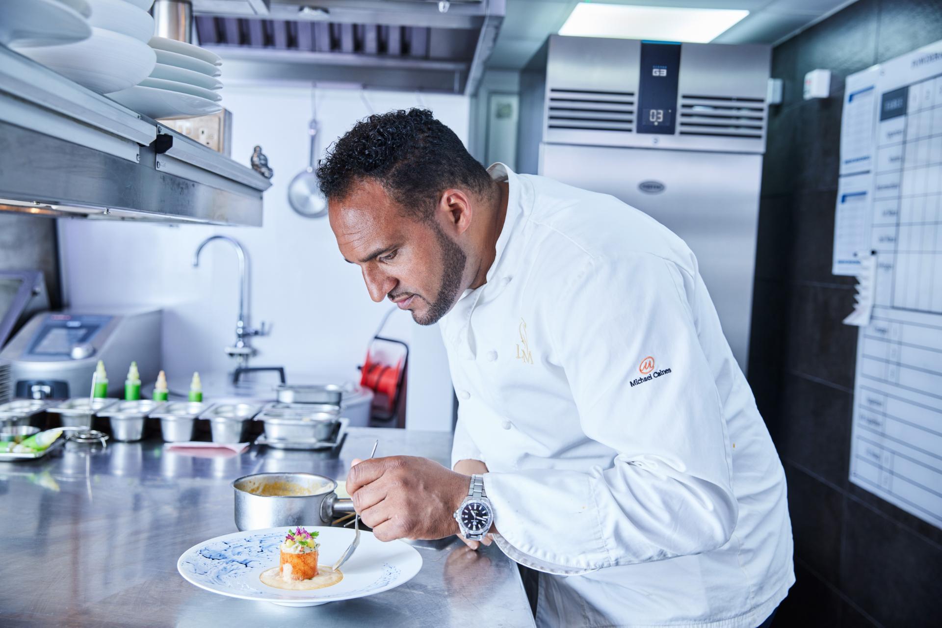 EP1440H: 1350 Ltr Cabinet Refrigerator – 304 Stainless Steel